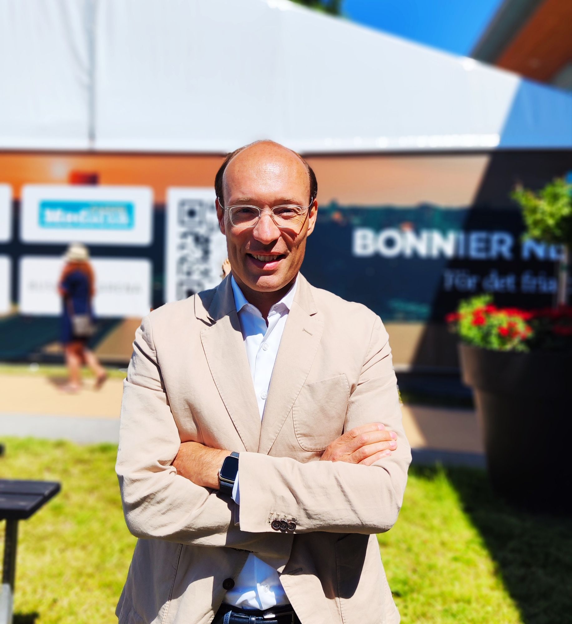 SAS vd Anko van der Werff sågar Stockholm stads förbud mot inrikesflyg ...